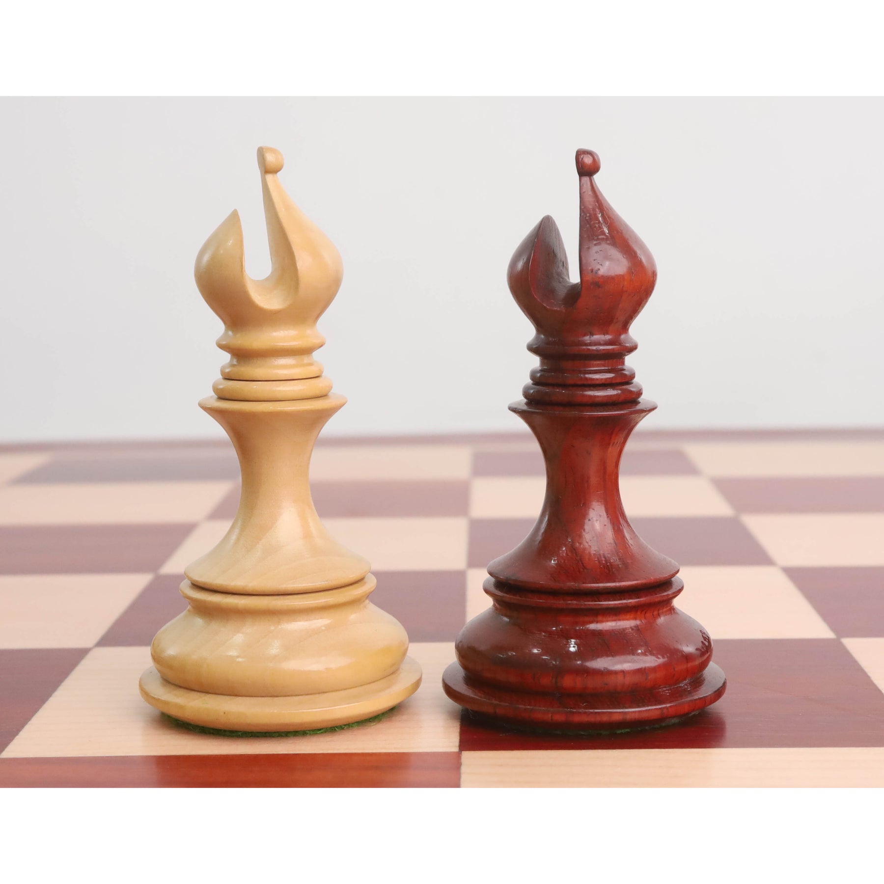 4.4" Goliath Series Luxury Staunton Chess Set- Chess Pieces Only - Bud