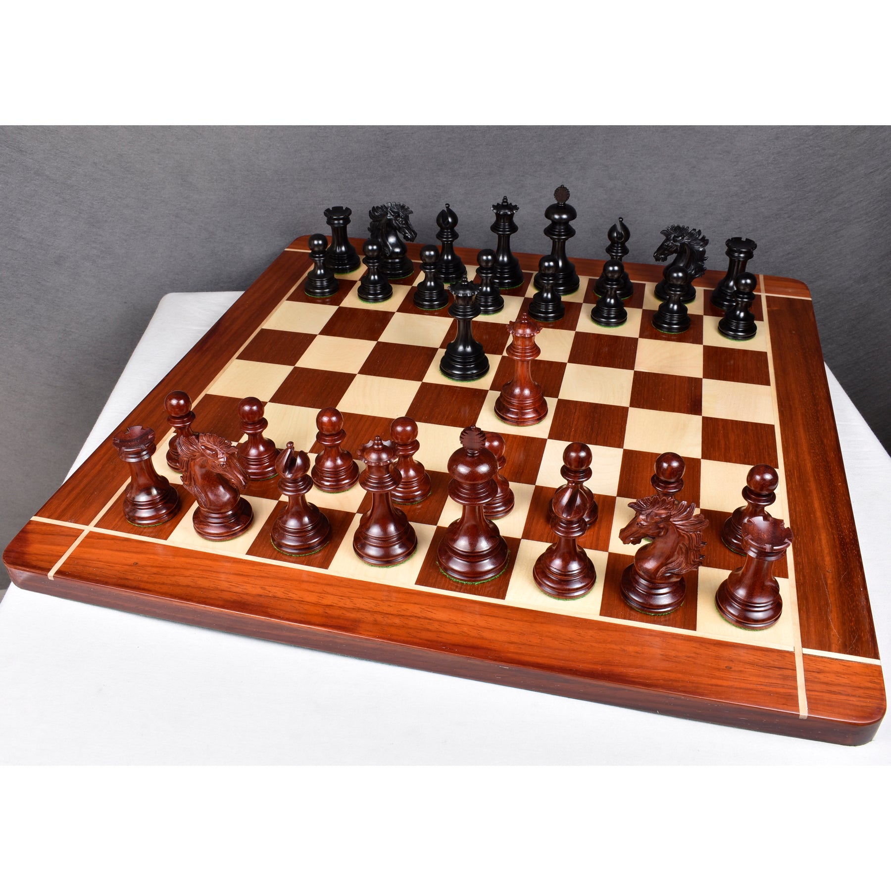 Alexandria Luxury Ebony & Bud Rosewood Staunton Chess Pieces