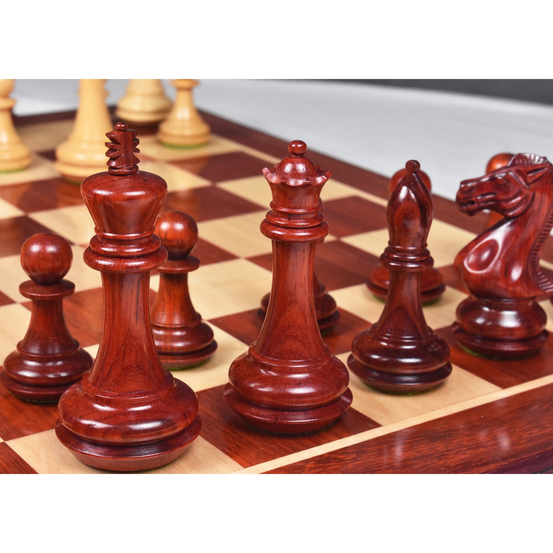 4.1" Chamfered Base Staunton Bud Rosewood Chess Pieces Set